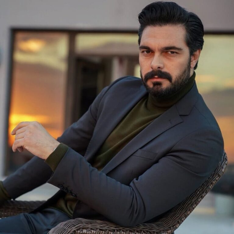 Halil İbrahim Ceyhan Kimdir?