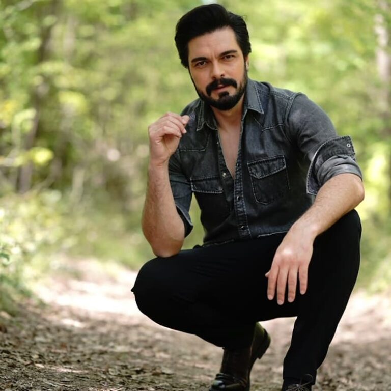 Halil İbrahim Ceyhan Kimdir?
